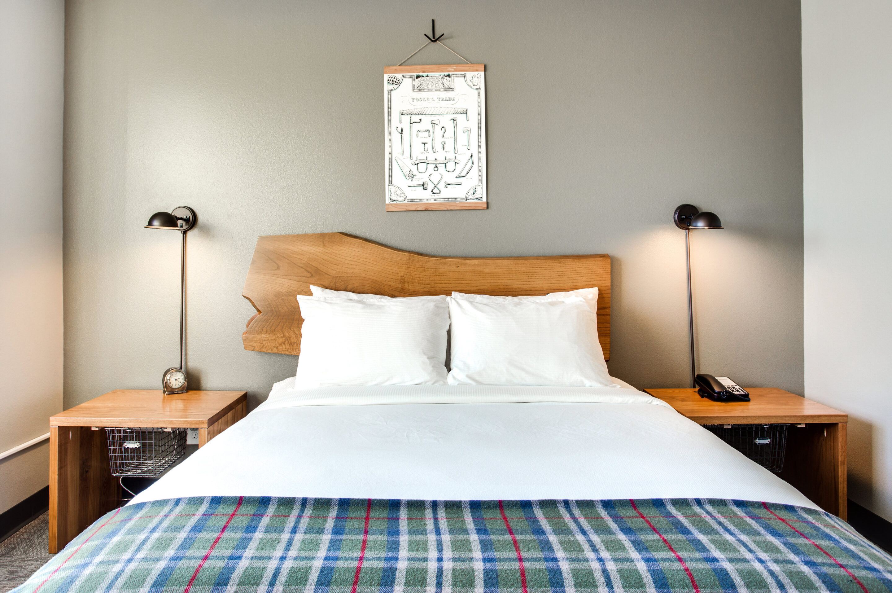 Main House Queen Suite - The Oxbow Hotel