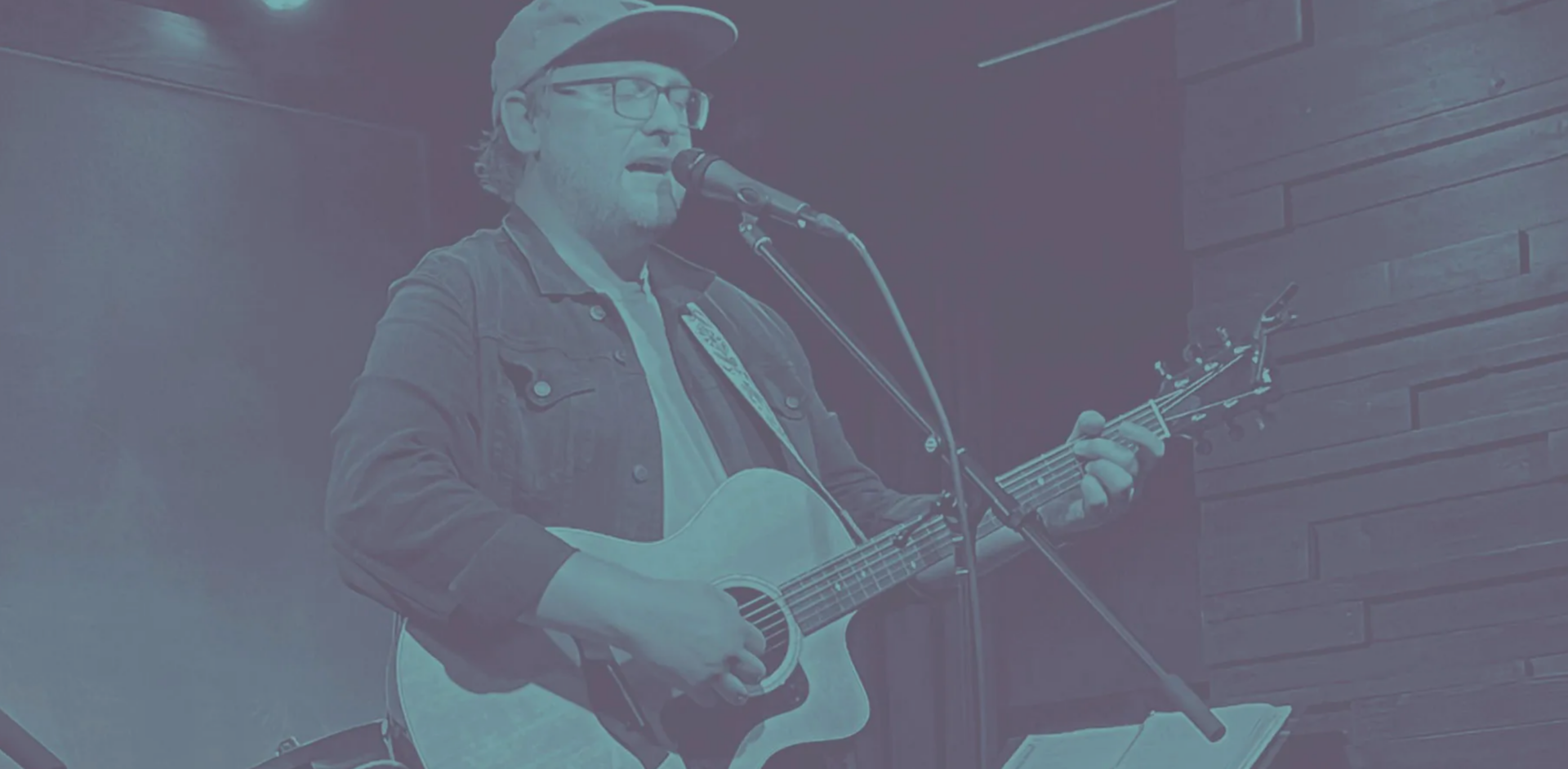 Fireside Tunes: Andy Hanson - The Oxbow Hotel